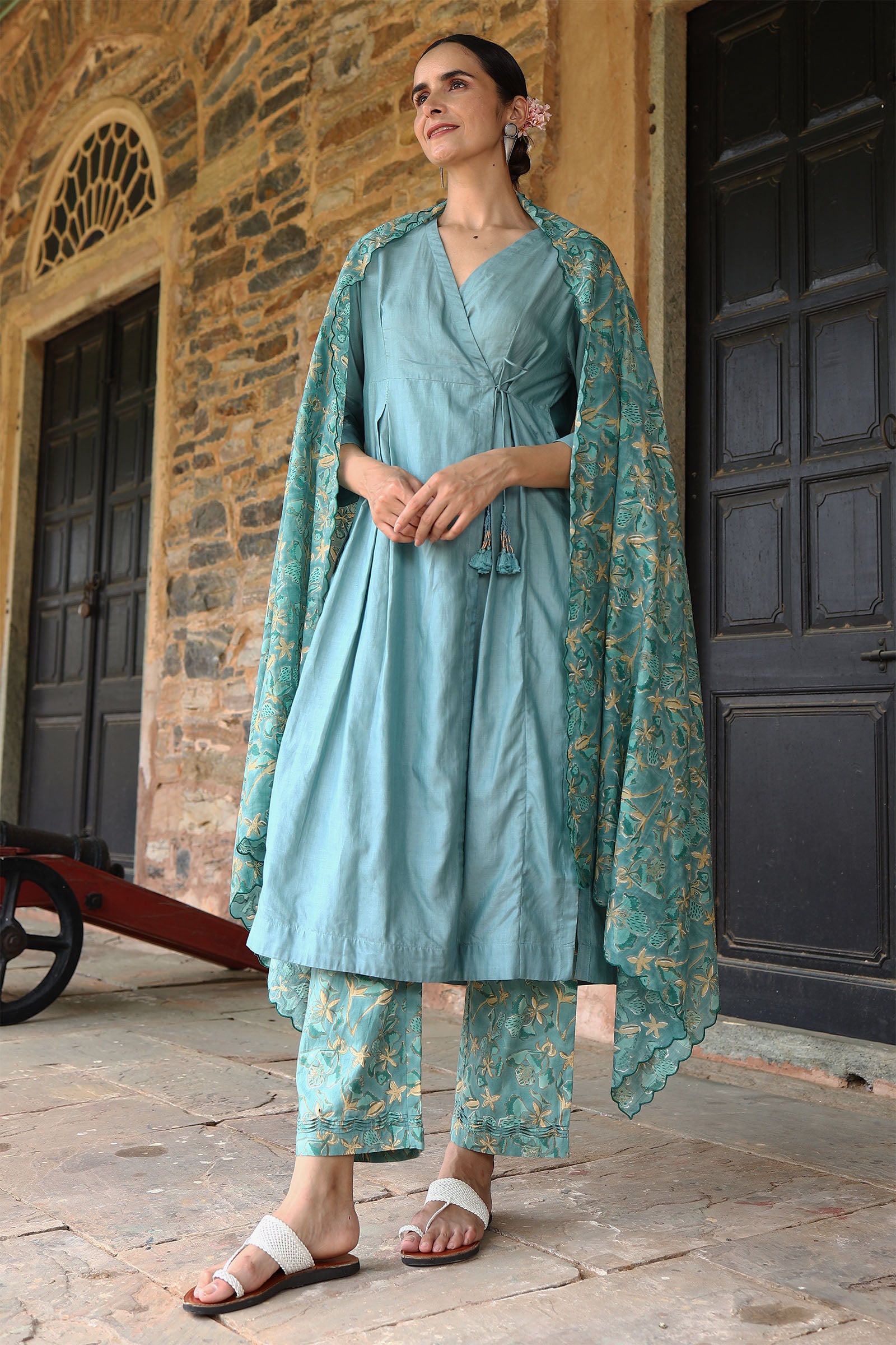 Shop the Green Gulista Kurta oniine in India | Dharan Clothing